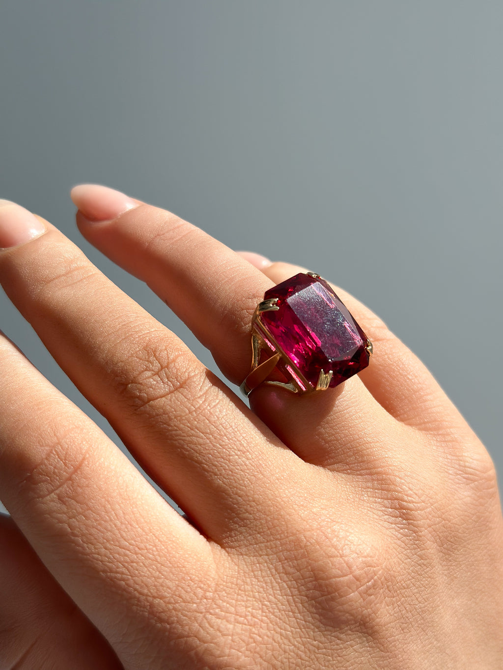 Vintage 9ct Yellow Gold Synthetic Ruby Ring – Tadgh O Flynn Jewellers