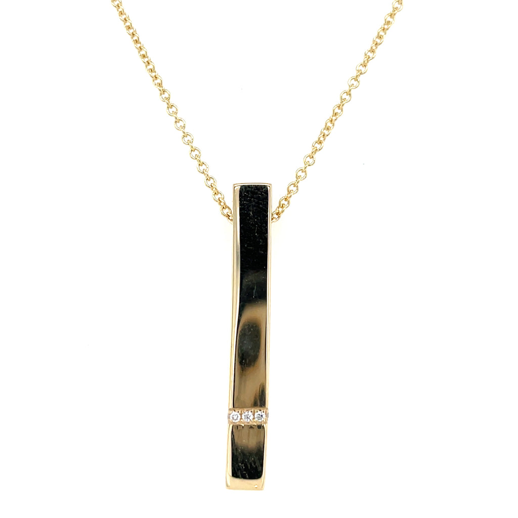 Tadgh Óg 9ct Yellow Gold Vertical Bar Pendant with 0.20ct Laboratory G ...